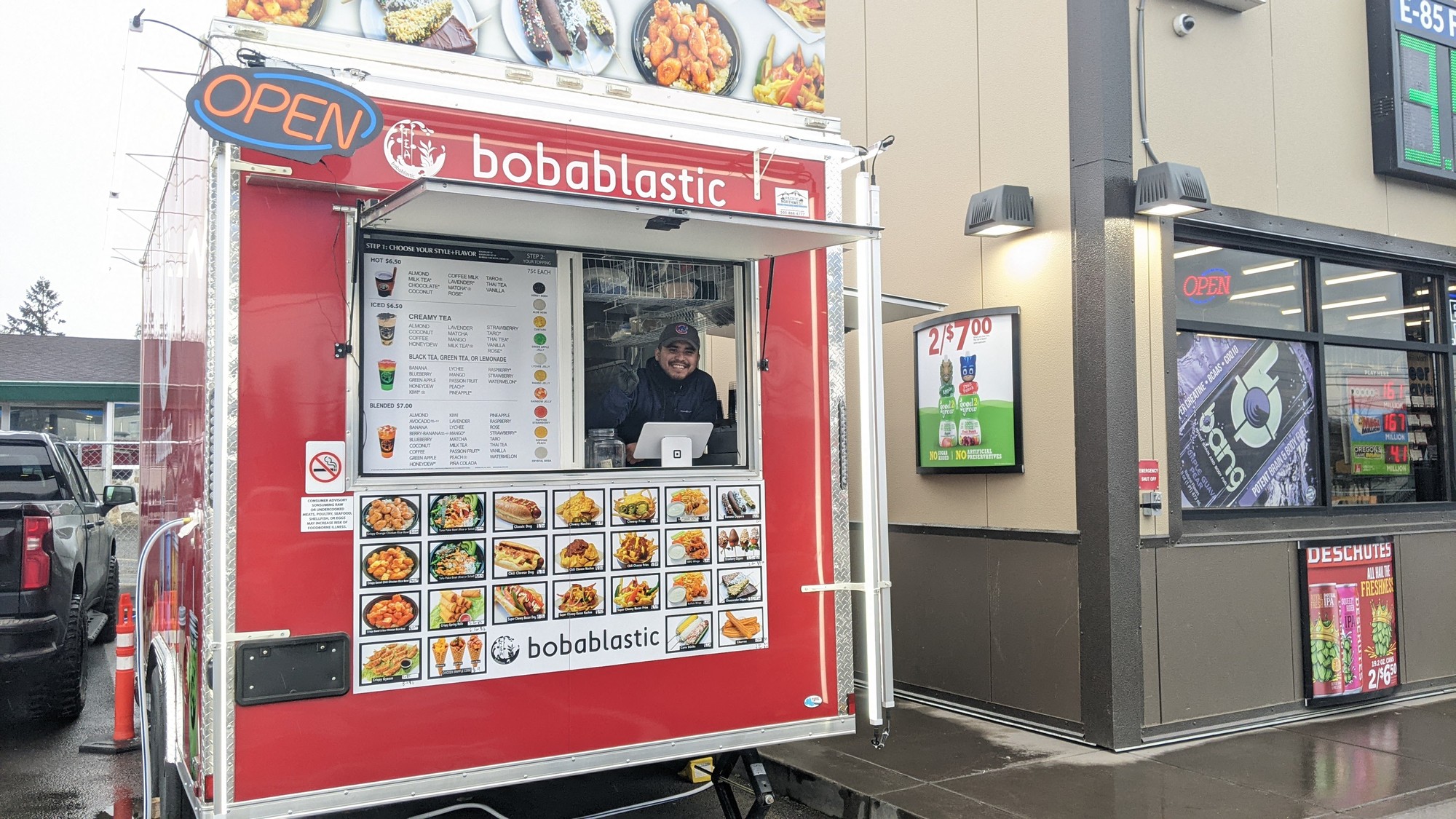 Bobablastic Opens in Roseburg